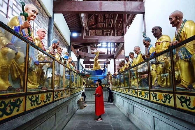 Chengdu Private Day Tour to Emei Mountain with Lunch and Cable Car Ride - FAQ