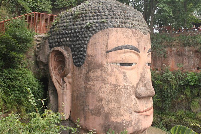 Chengdu Railway Station Pick up and Leshan Buddha Day Tour - FAQ