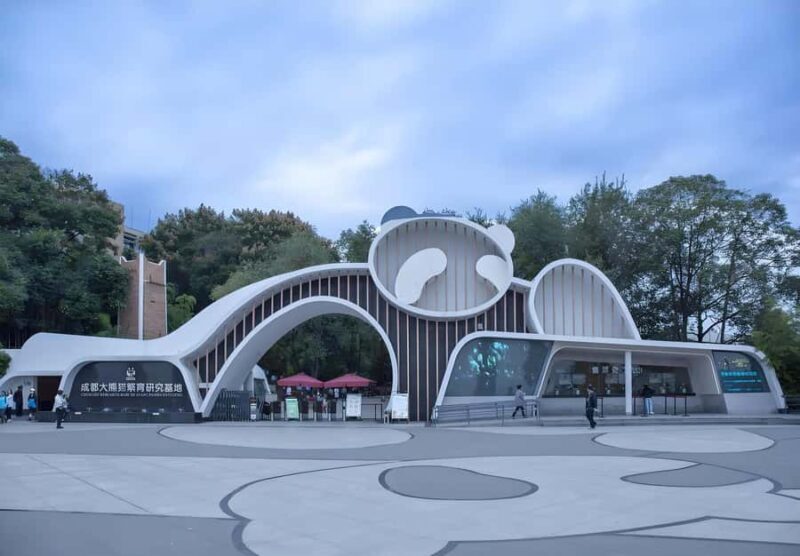 Chengdu: Tianfu Airport (TFU) Layover Half-Day Private Tour - Key Points