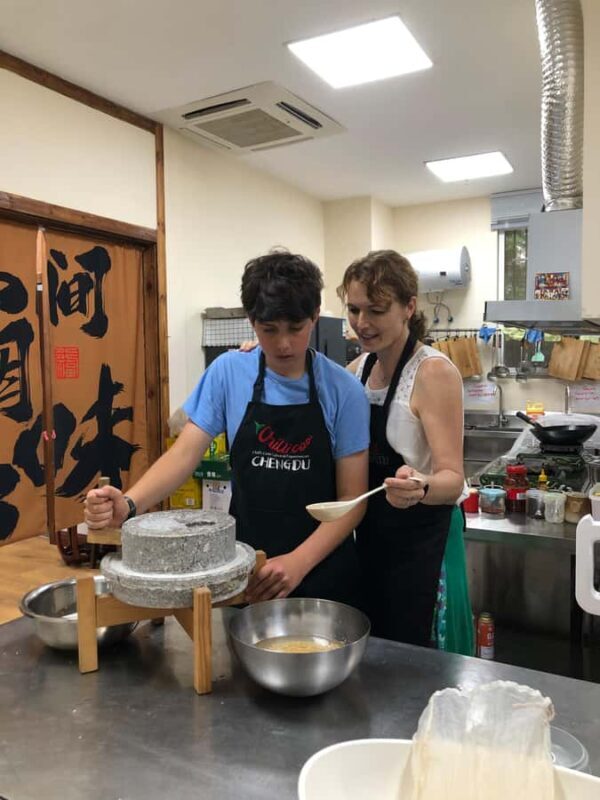 Chengdu: Tofu Cooking Class with Market Visit and Drinks - FAQ