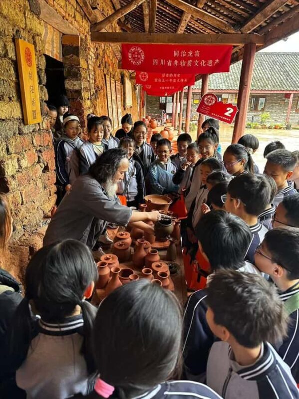Chengdu: Traditional Pottery Class with Shuttle - What Makes This Tour Special for Travelers