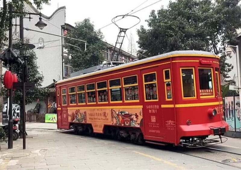 Chengdu : Vintage Tram, DIY Lacquer Fans & Museums - An Introduction to the Tour Experience