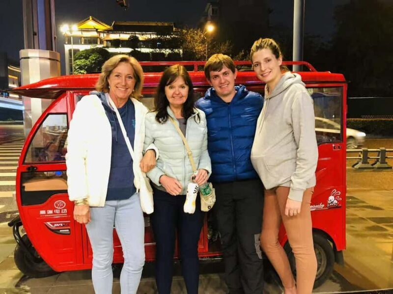 Chengdu's Hidden Bites: A Tuktuk Adventure - Who Will Love This Tour?