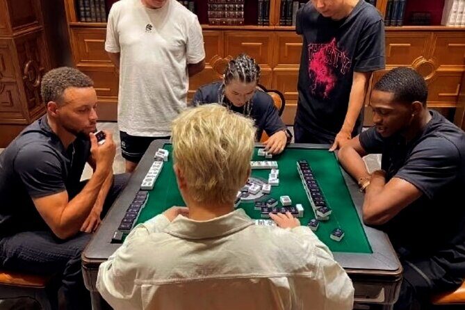 Chengdu's Local Fun & Cultural Tour (English/Chinese) - Key Points