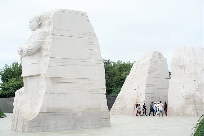 Cherry Blossoms and Monuments Tour with Optional Entry Tickets - FAQs