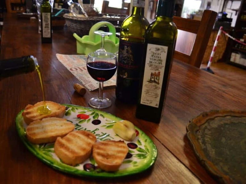 Chianciano: Olive Mill Tour with Oil and Food Tasting - Food & Wine Pairings: The Flavors of Tuscany