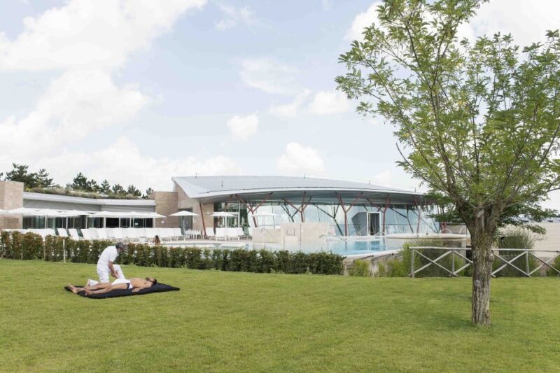 Chianciano Terme: Theia Thermal Pools Entrance Ticket - Chianciano Terme: Theia Thermal Pools Entrance Ticket