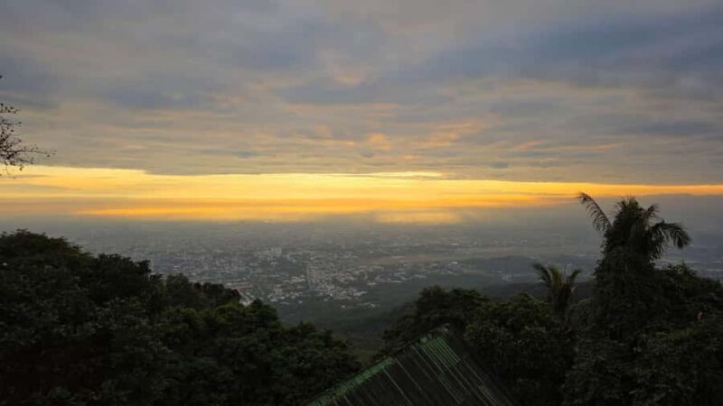 Chiang Mai: Baan Kang Wat, Doi Suthep & Temple Tour - FAQs