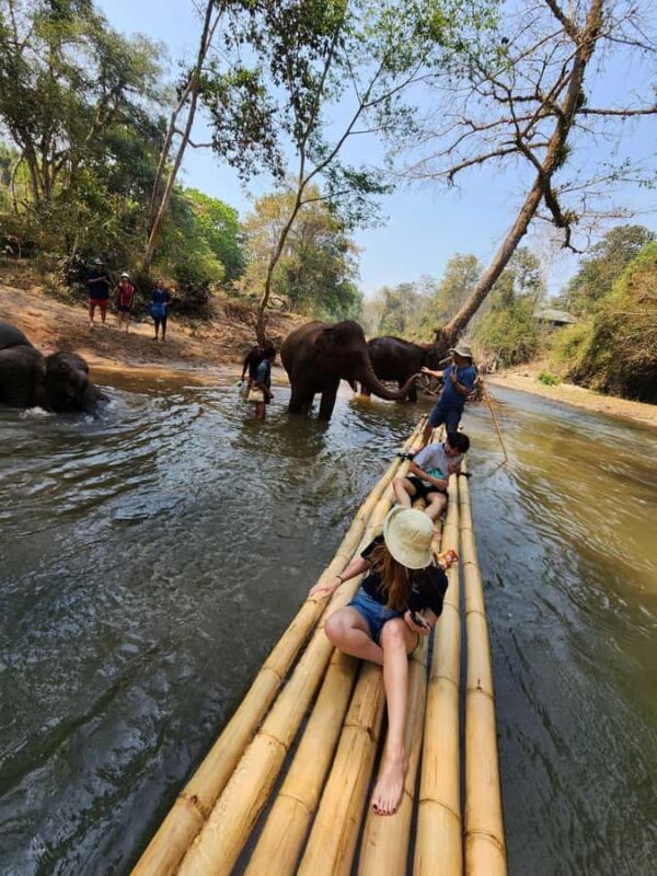Chiang Mai: Bamboo Rafting and Wat Phra That Doi Kham - Key Points