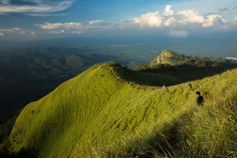 Chiang Mai: Chiang Dao Cave, 5 Hill Tribes & Viewpoint Tour - Key Points