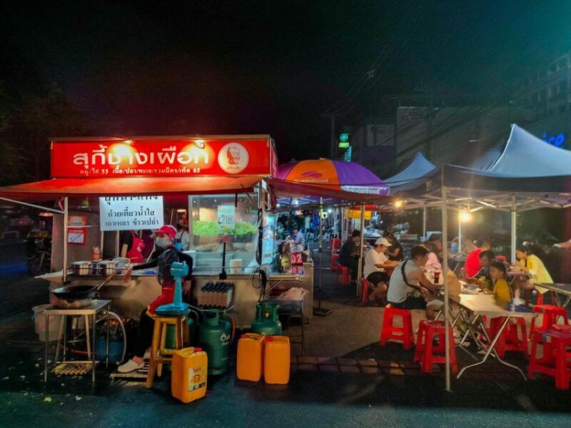 Chiang Mai: Chiang Mai Bar Hopping Guided Night Tour - The Itinerary Breakdown: What’s In Store