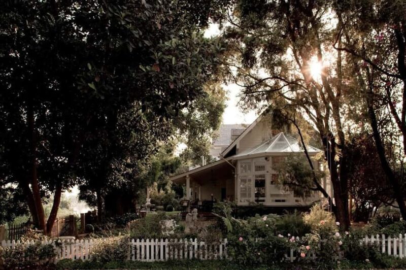 Chiang Mai: Chiang Rai Highlights Tour with Guide & Pickup - Value and Practical Considerations