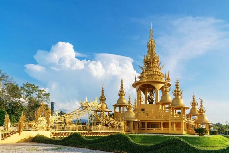 Chiang Mai: Chiang Rai Highlights Tour with Guide & Pickup - The Sum Up: Who Should Consider This Tour?