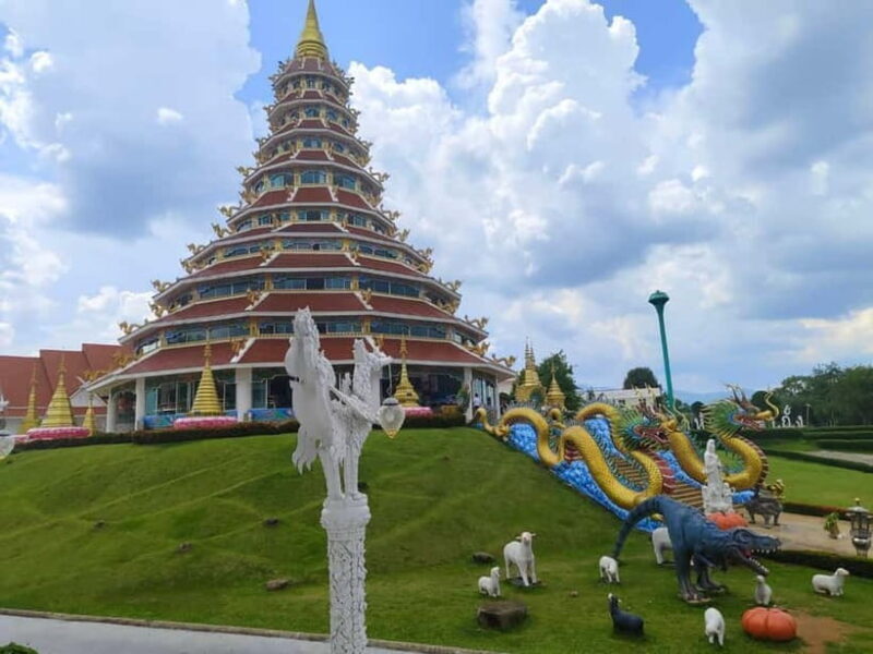 Chiang Mai: Chiang Rai Red, White, and Blue Temples day tour - A Detailed Look at the Tour