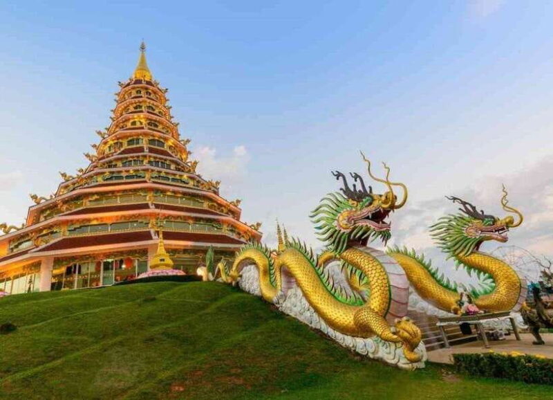Chiang Mai: Chiang Rai Temples Day Trip with Hot Springs - Key Points