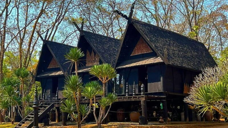 Chiang Mai: Chiang Rai Temples, Golden Triangle & Boat Tour - Who Is This Tour Best For?