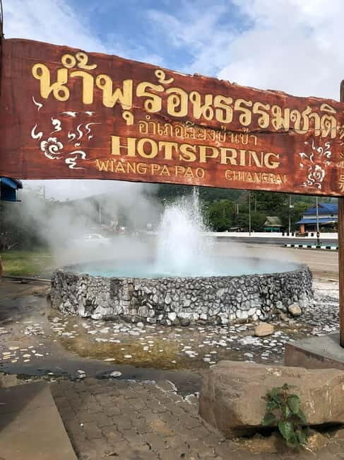 Chiang Mai: Chiang Rai White, Blue & Black Temples Day Tour - The Itinerary Breakdown