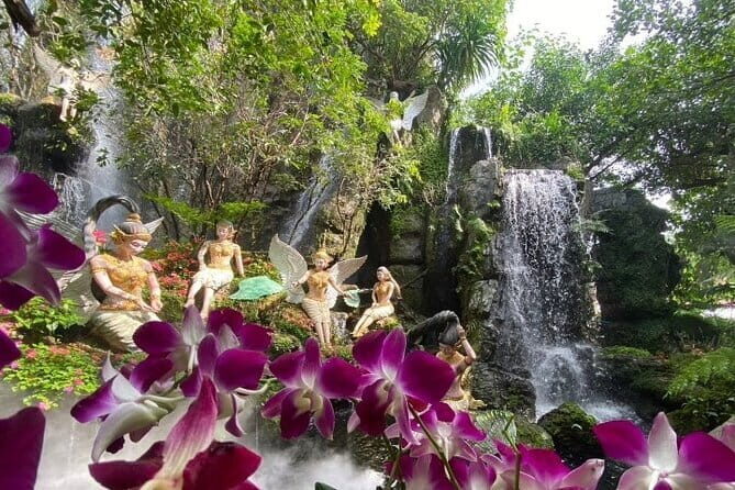 Chiang Mai-Chiang Rai: White temple-Blue Temple-Lalita Cafe-Lunch - Key Points