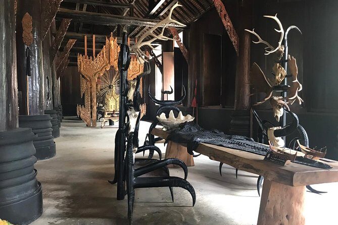 Chiang Mai-Chiang Rai:White+Black+Blue Temple+Golden Triangle+Boat Trip - A Well-Organized Day in Chiang Rai