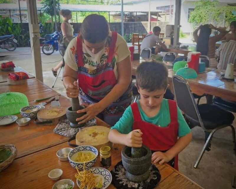 Chiang Mai: Cooking Class, Market & Thai Herbs Garden Tour - The Cooking Class Itself