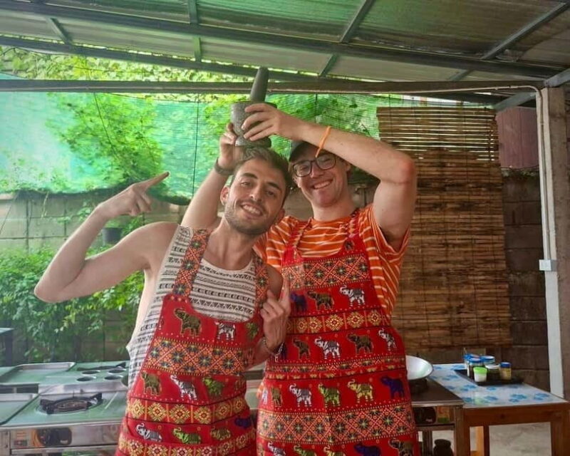 Chiang Mai: Cooking Class, Market & Thai Herbs Garden Tour - Dining in the Garden