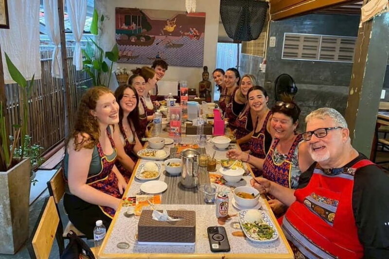 Chiang Mai: Cooking Class with Market and Pickup - Key Points