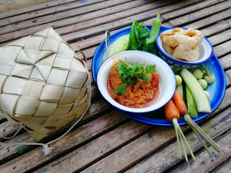 Chiang Mai: Cooking in Organic Farm with a Local Train Trip - A Closer Look at the Experience