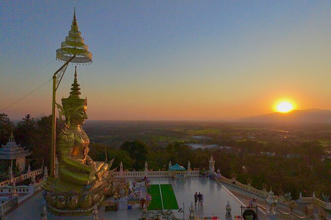 Chiang Mai Doi Saket Temple Sunset Tour with Transport - A Closer Look at the Tour Experience