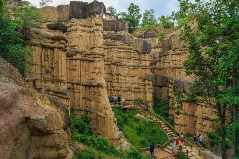 Chiang Mai: Elephant Sanctuary & Pha Chor Canyon - Who Should Consider This Tour?