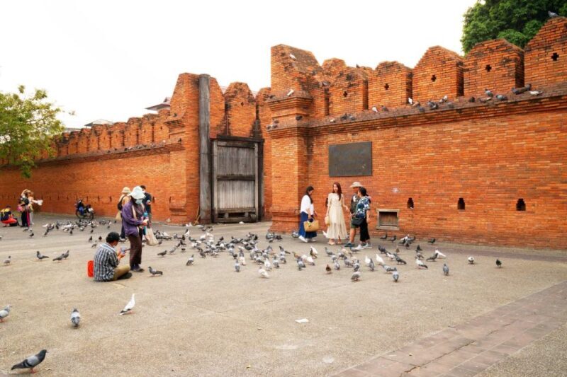 Chiang Mai: Exploration of Old City by Private Tuk-Tuk - What Makes This Tour Stand Out?