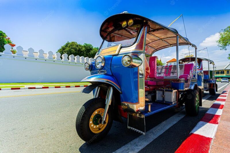 Chiang Mai: Exploration of Old City by Private Tuk-Tuk - Who Will Enjoy This Tour?