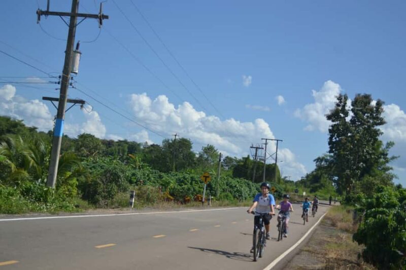 Chiang Mai: Full-Day Nature & Countryside by Bicycle - Water Activities: Paddling on Rivers and Lakes
