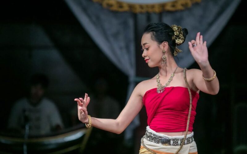 Chiang Mai: Khantoke Dinner with Traditional Performance - FAQs