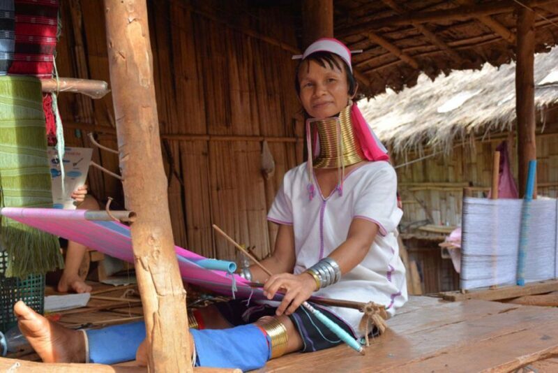Chiang Mai: Long Neck Village & Chiang Rais Iconic Temples - A Closer Look at the Itinerary