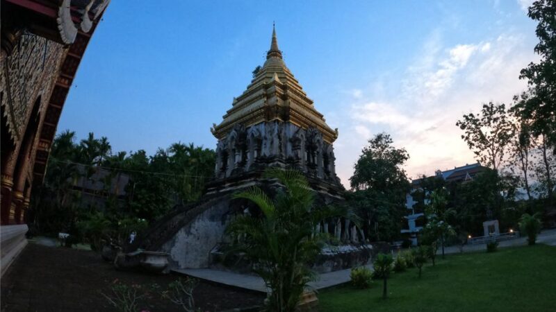 Chiang Mai: Nighttime City Highlights by EV Tram - What to Expect: An Evening in Chiang Mai
