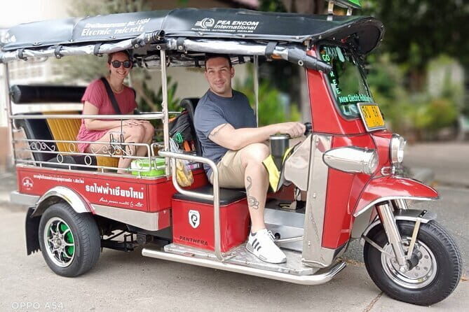 Chiang Mai Old City Private Tuk-Tuk Day Tour - FAQ