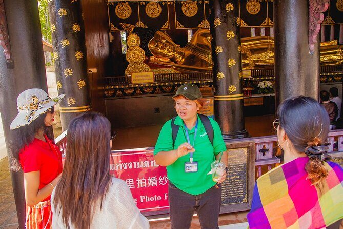 Chiang Mai Old City & Temples Guided Walking Tour - 3 Hrs - Who Will Love This Tour?