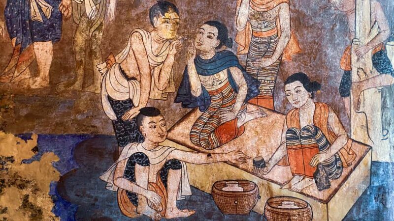 Chiang Mai Old City Twilight Walk Tour: Lanna Majestic Glow - Who Should Consider This Tour?