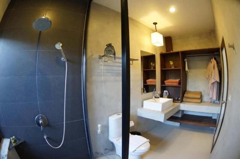 Chiang Mai: Pai 2-Day Tour with Hotel & Breakfast - What Makes This Tour Stand Out?