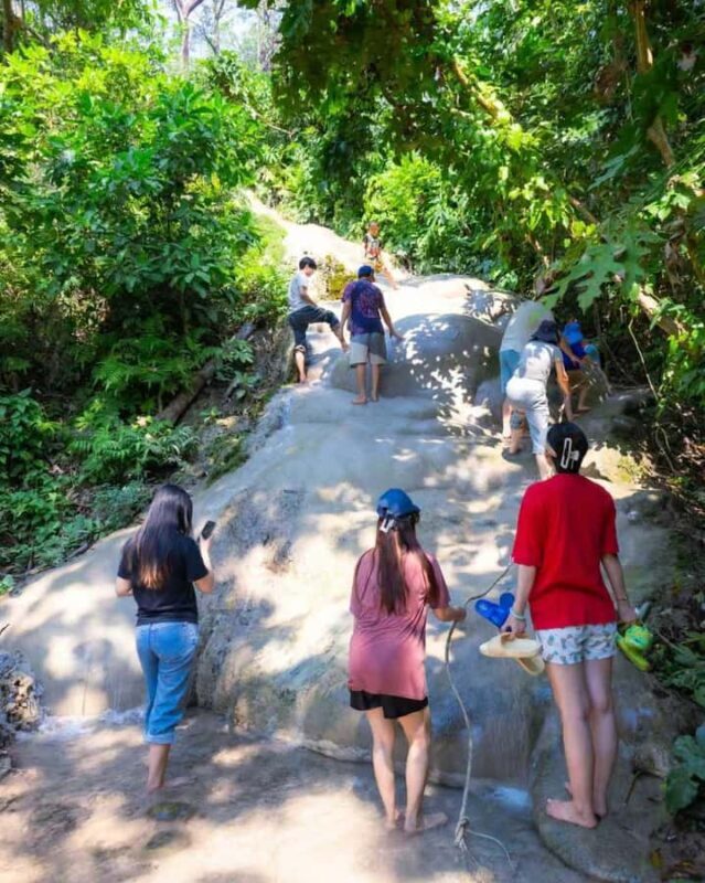 Chiang Mai: Sticky Waterfall and Blue Temple Tour - Key Points