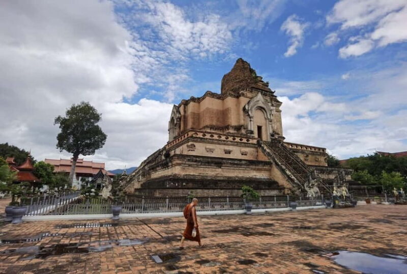 Chiang Mai: Temple And City Walking Tour Part I - An In-Depth Look at the Tour Experience