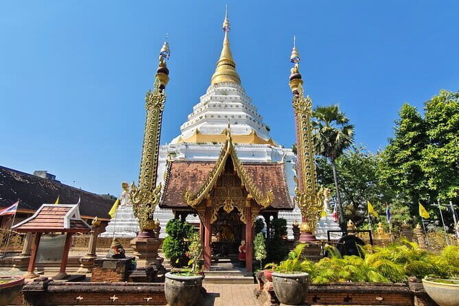 Chiang Mai Temples Visit Walking Tour with Ex-Monk Guide Part 2 - A Deep Dive into the Tour Experience