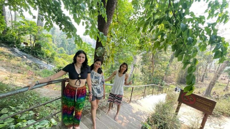 Chiang Mai: Tour Sticky Waterfall, Wat Ban Den & Dan Tewada - Who Will Love This Tour?