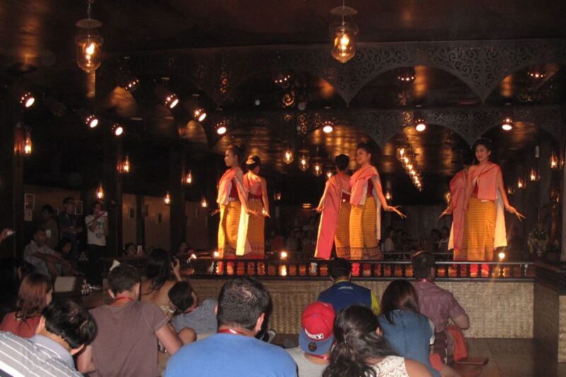 Chiang Mai Traditional Khan Toke Meal & Cultural Performance - Who Should Consider This Tour?