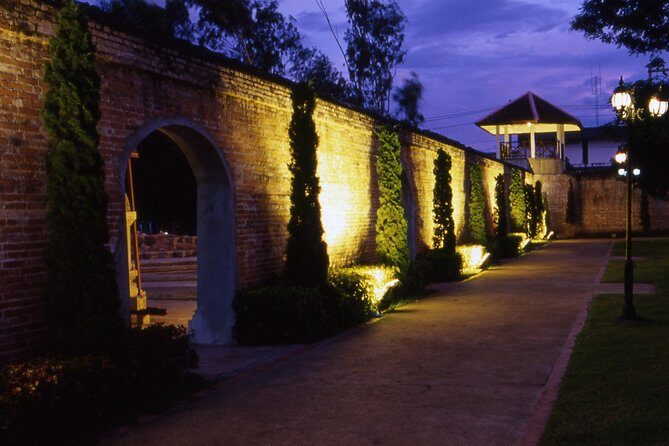 Chiang Rai Night Adventure: Dinner, Cultural Show & Trishaw Ride - Introduction