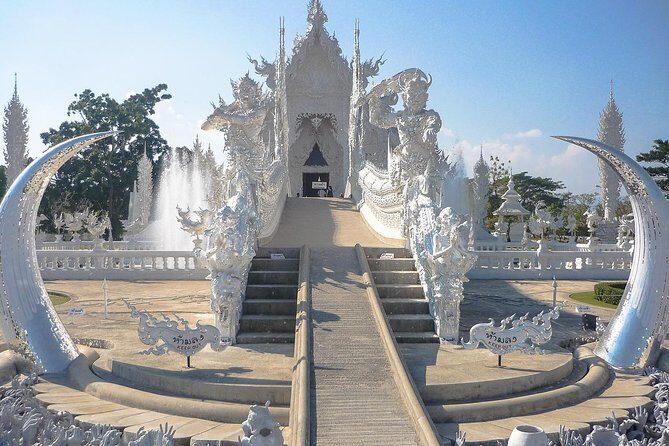Chiang Rai One Day Tour from Chiang Mai including White Temple & Golden Triangle - Who Will Love This Tour?