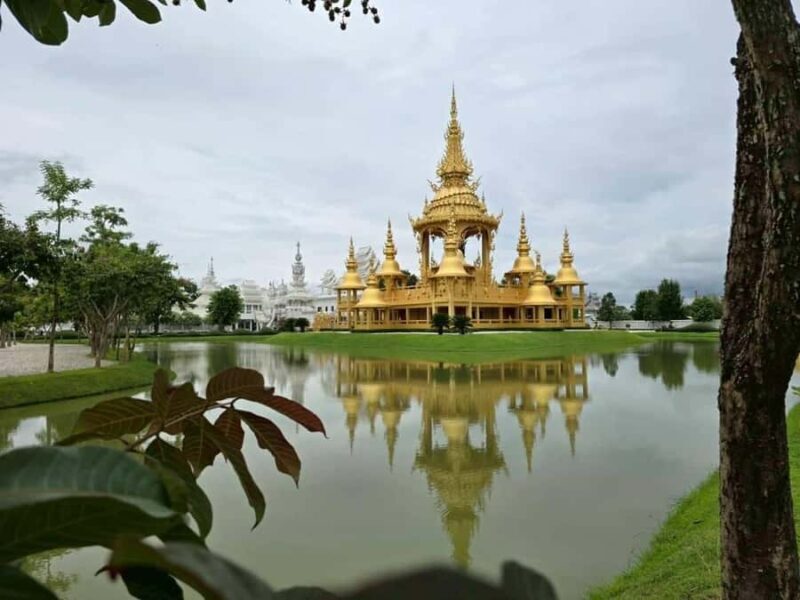 Chiang Rai: White Temple, Doi Chang, & Hot Springs Tour - Key Points