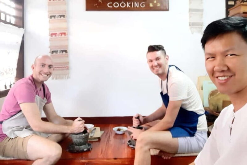 Chiangmai: Cooking Class by Chef only 4 people Market visit - FAQs