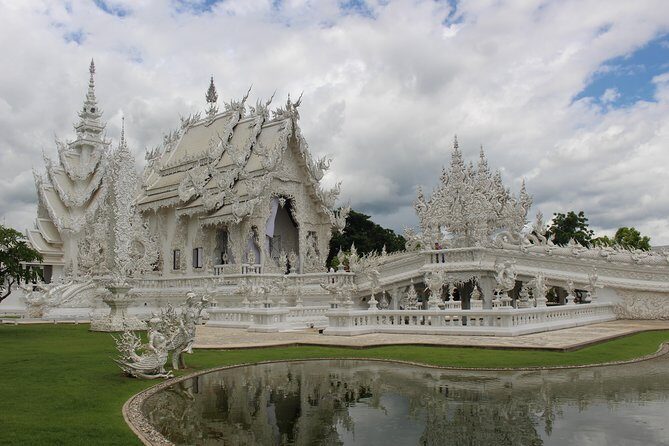 ChiangRai From ChiangMai, White & Blue temple+Black house & Lunch - Frequently Asked Questions