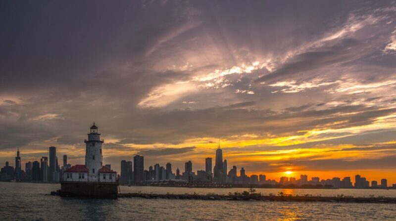 Chicago: 1.5-Hour Scenic Sunset Lake Cruise - The Sum Up